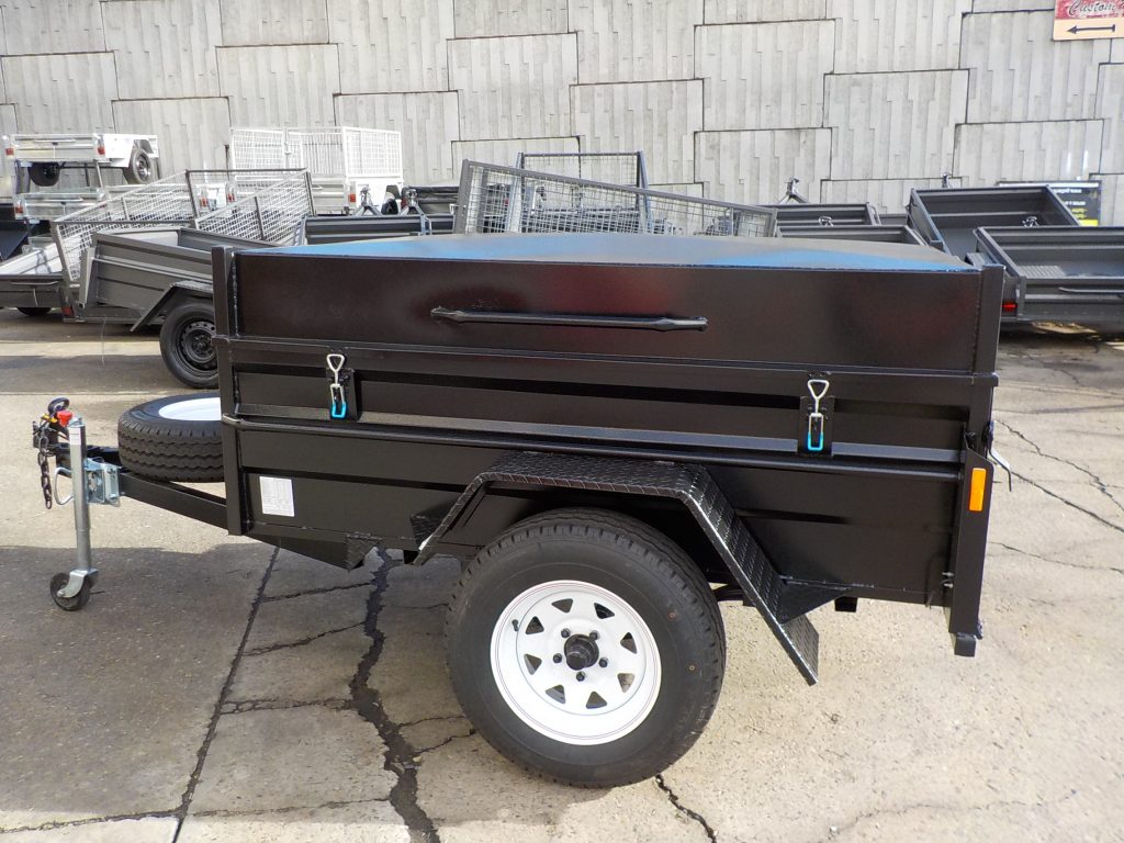 Purchase Our Latest Box Trailers with Lids